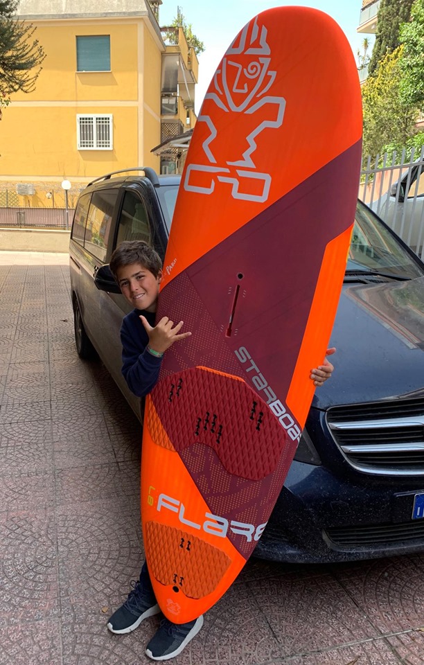 Giulio Gasperini il più giovane team rider Starboard - RIWmag