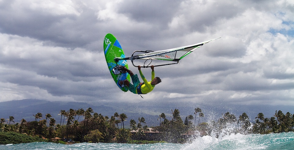 GOLLITO ESTREDO: IL NUOVO VIDEO A EL YAQUE - RIWmag